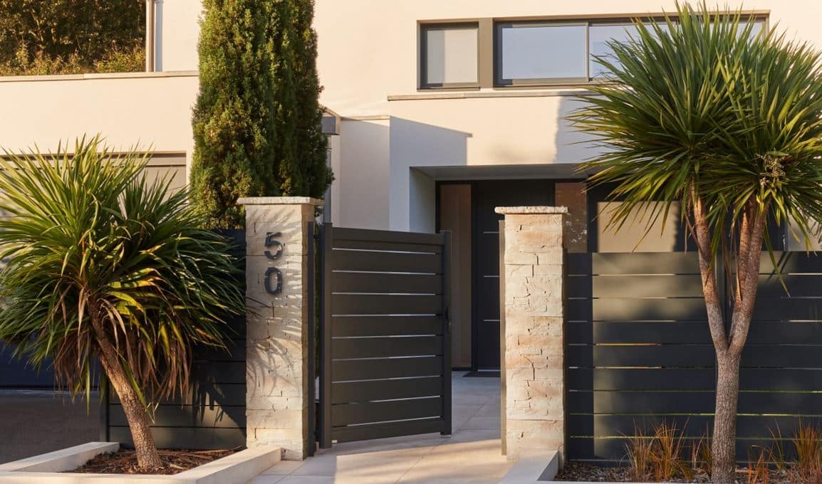 Valorisez avec élégance votre demeure par des piliers de portail en ...